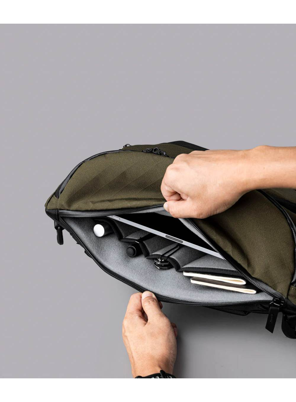 Torba crossbody Alpaka Bravo Sling Max V2 Axogrid - army green ...