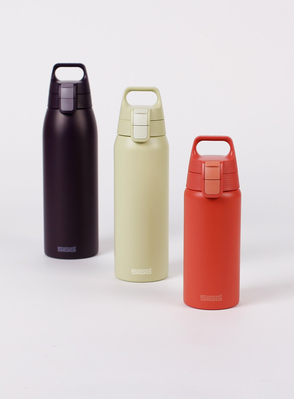 Butelka termiczna Sigg Shield Therm One 0,5 l - eco red 6022.40 - Equip ...