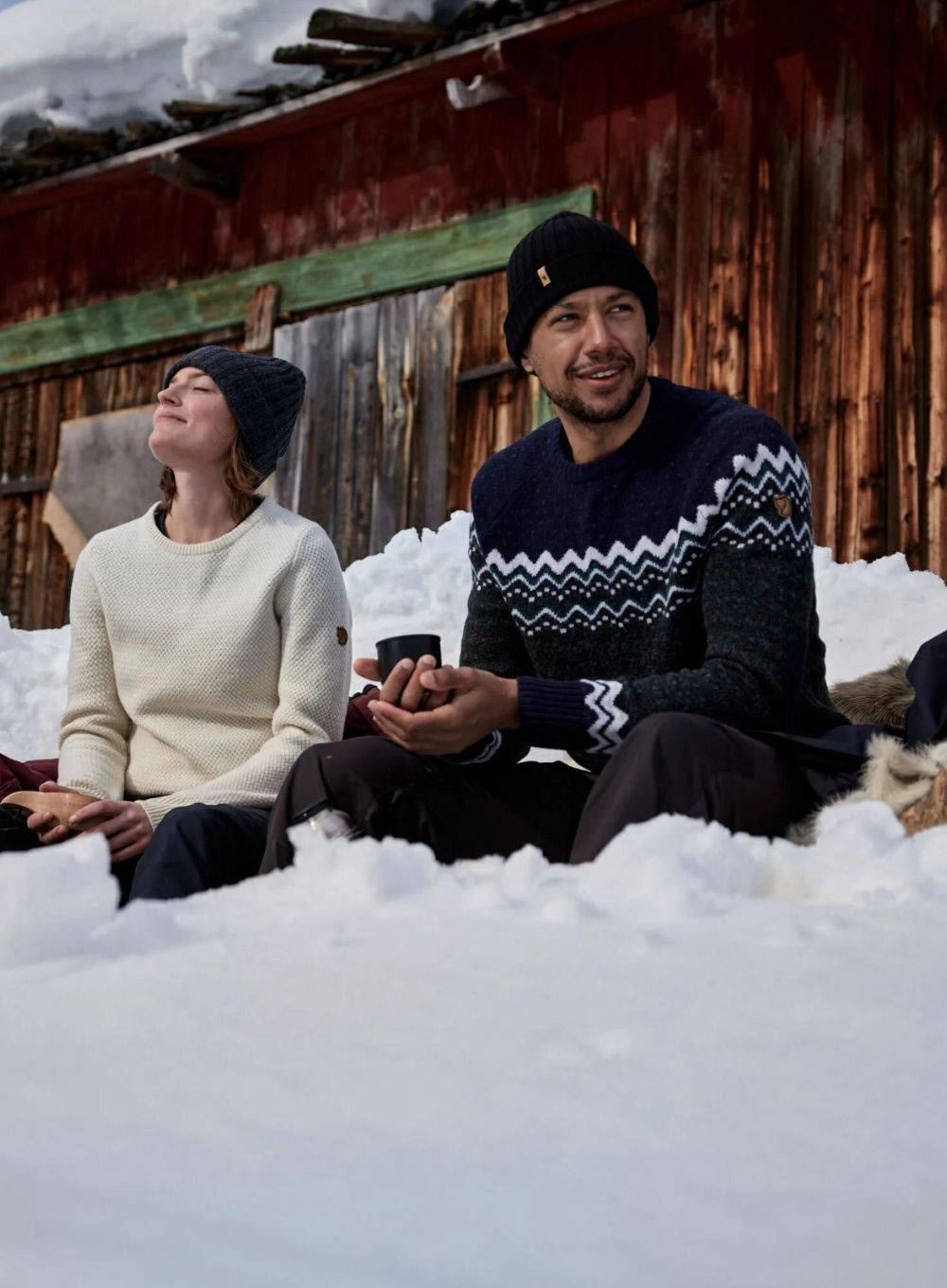 Czapka uniwersalna Fjallraven Byron Hat Thin - black 77387-550 - Equip ...